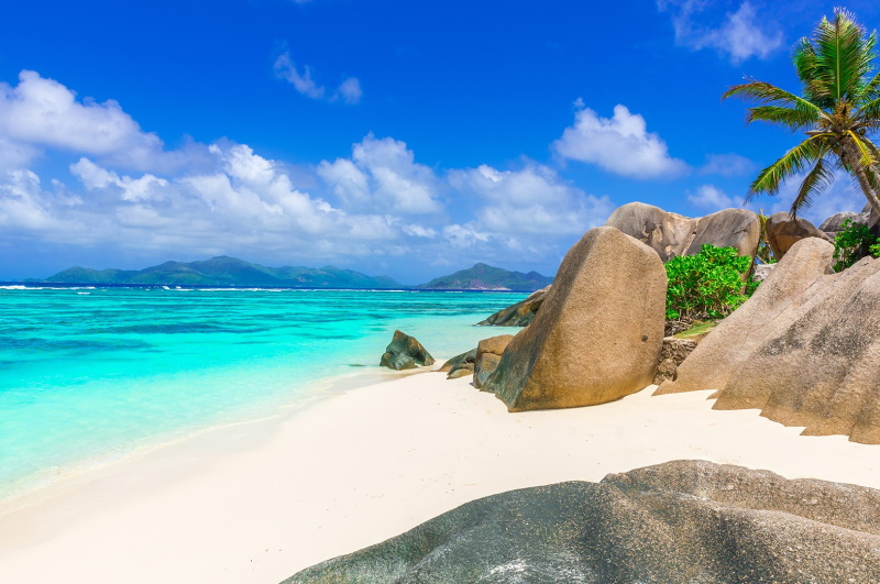 La Digue Island Tour - Ocean Blue Travel (Seychelles)